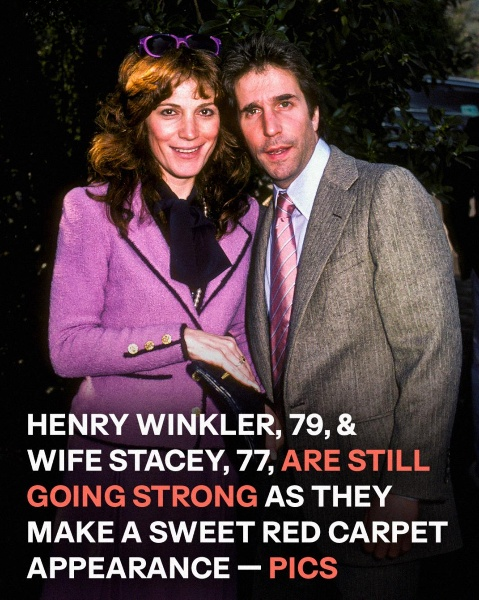 Henry Winkler Attends Hall of Fame Event with Loved Ones - Story